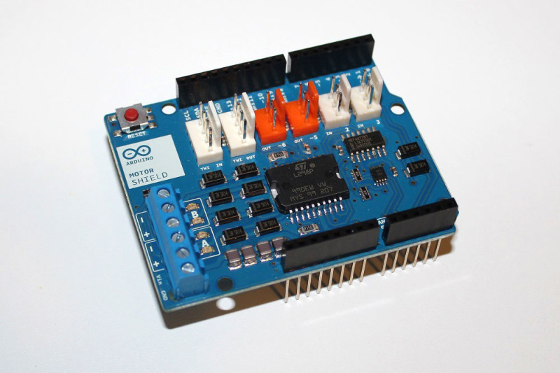 Arduino Roboter selbst gebaut - Mikrocontroller-Elektronik.de Arduino Roboter selbst gebaut - Mikrocontroller-Elektronik.de