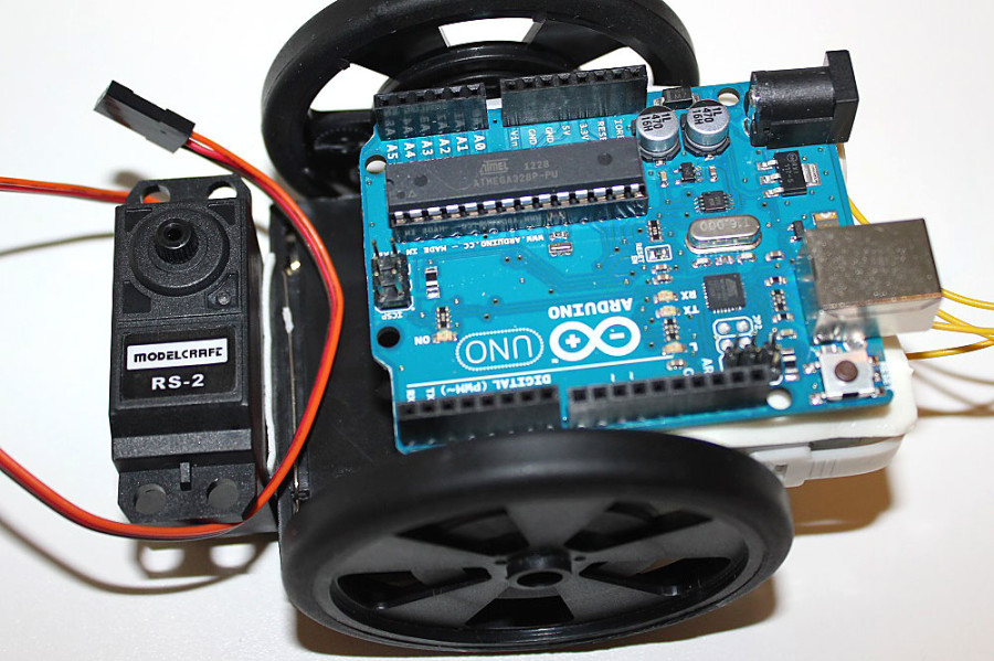 Arduino Roboter selbst gebaut - Mikrocontroller-Elektronik.de