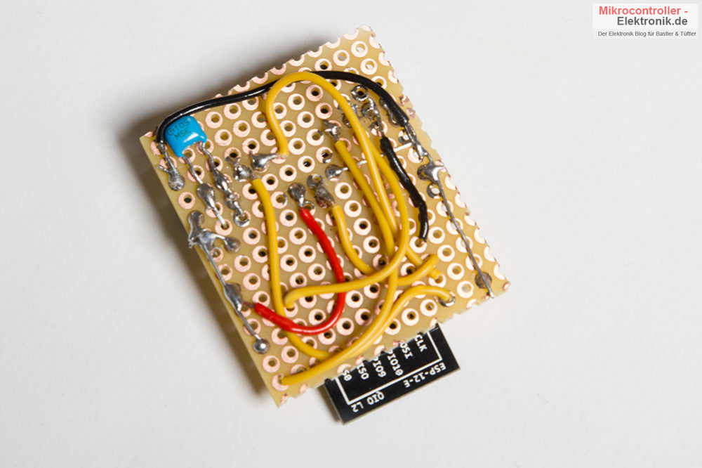 ESP12E-Modul-Lochraster-Temperatursensor-Unterseite - Mikrocontroller-Elektronik.de